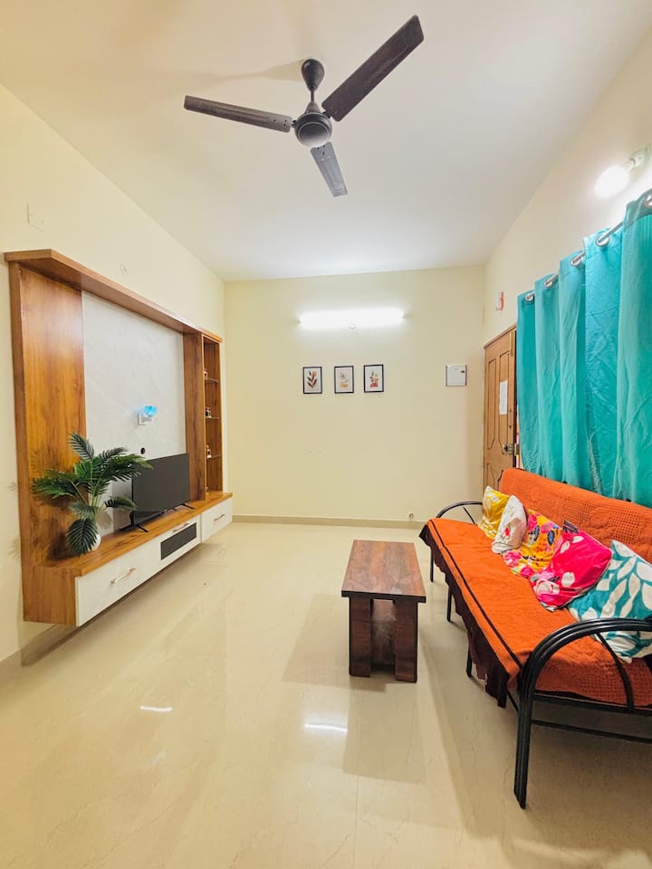 Home Stay Carnberry- 1 Bhk, Private Guest Villa - Bangalore