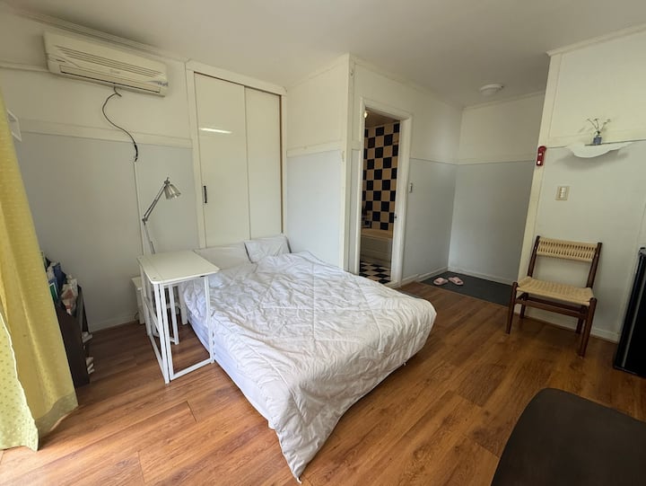 [개별바베큐/평창 봉평북스테이/애견동반] 롤키 평창 Leaf Room 8평독채 바베큐 책 - 예천군