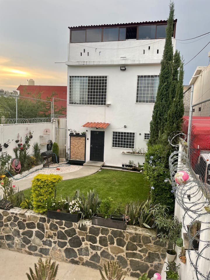 Party’s Cuernavaca Zapata 2025 - Jiutepec