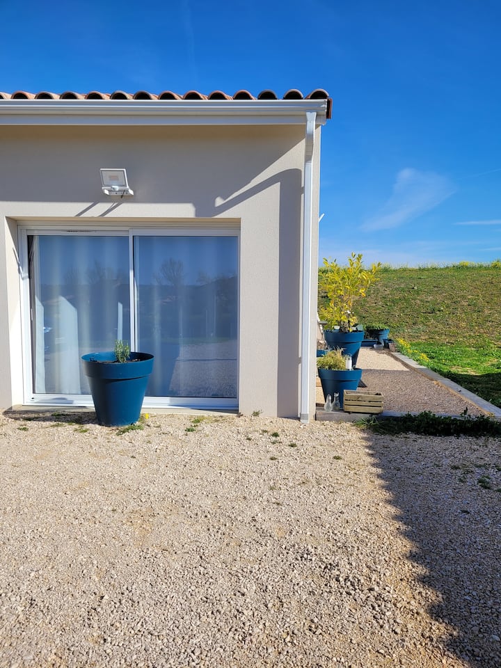 Studio Les Hirondelles, Classé 3 éToiles, De 25m2 - Gers