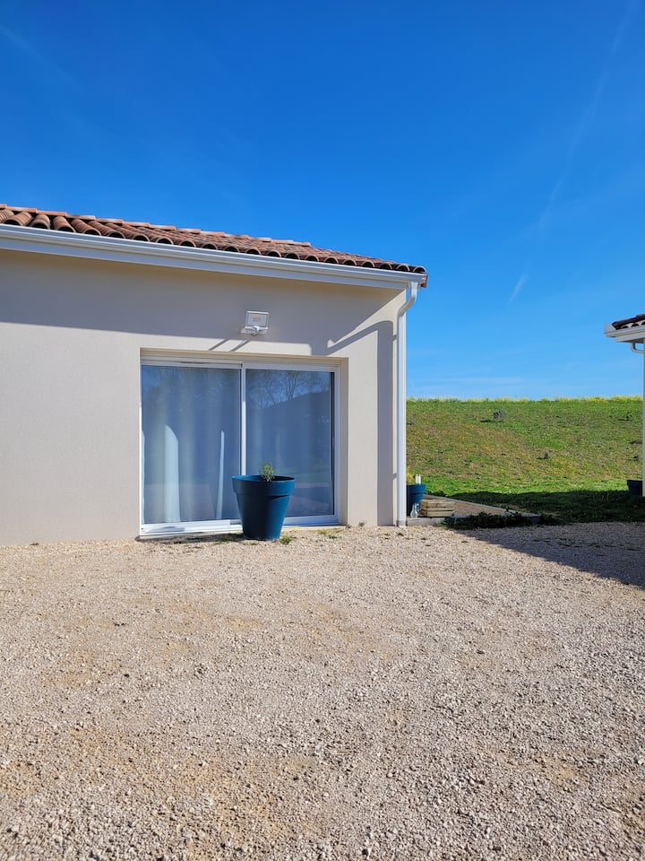 Studio Les Hirondelles, Classé 3 éToiles, De 25m2 - Gers