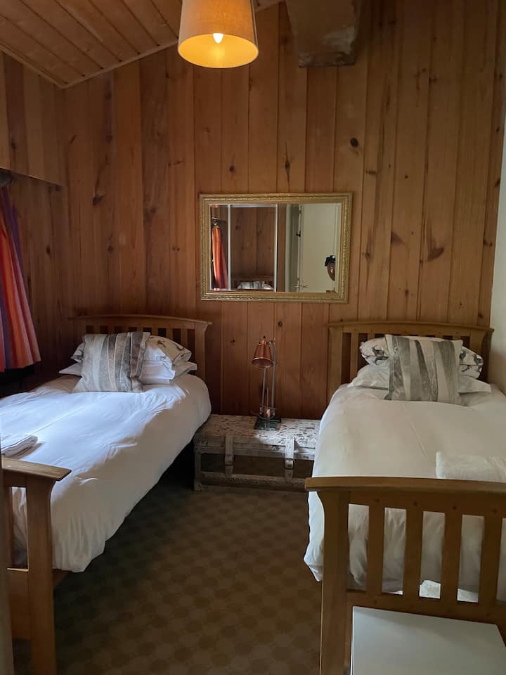 Hikers Rest! Tour Du Mont Blanc - Vallorcine