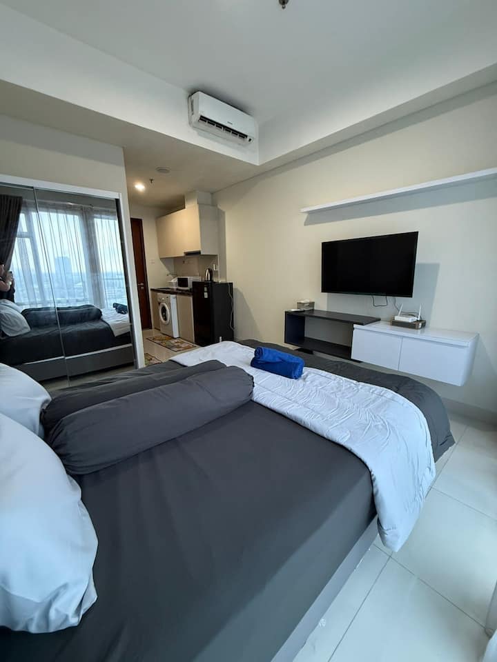 Apartment Puri Mansion Studio Clean Cozy Wifi - Aeropuerto de Yakarta Soekarno-Hatta (CGK)