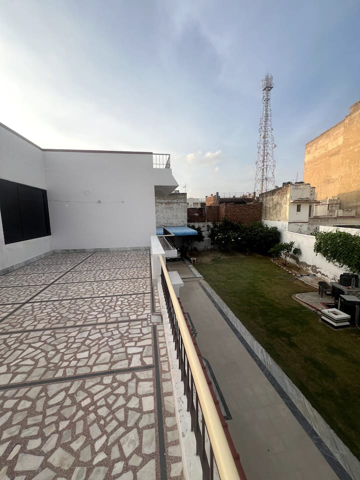 Less Than 500m From Bits Campus - Pilani