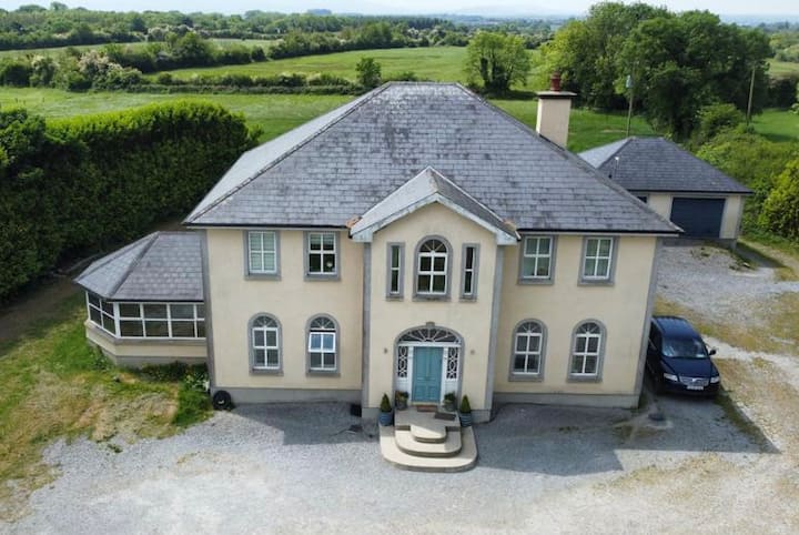 Room 2 In County Home - Cashel