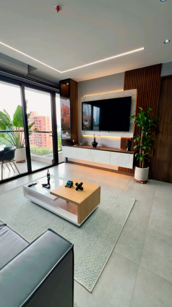 Luxury Apt In El Poblado | Walk To Provenza I Pool - Medellín