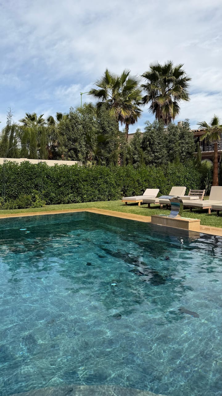Villa Majestic, Piscine Sécurisée Chauffée- Hammam - Morocco