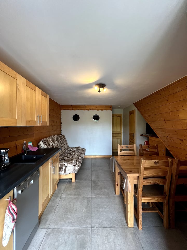 Appartement Dans Une Maison - Les Rousses