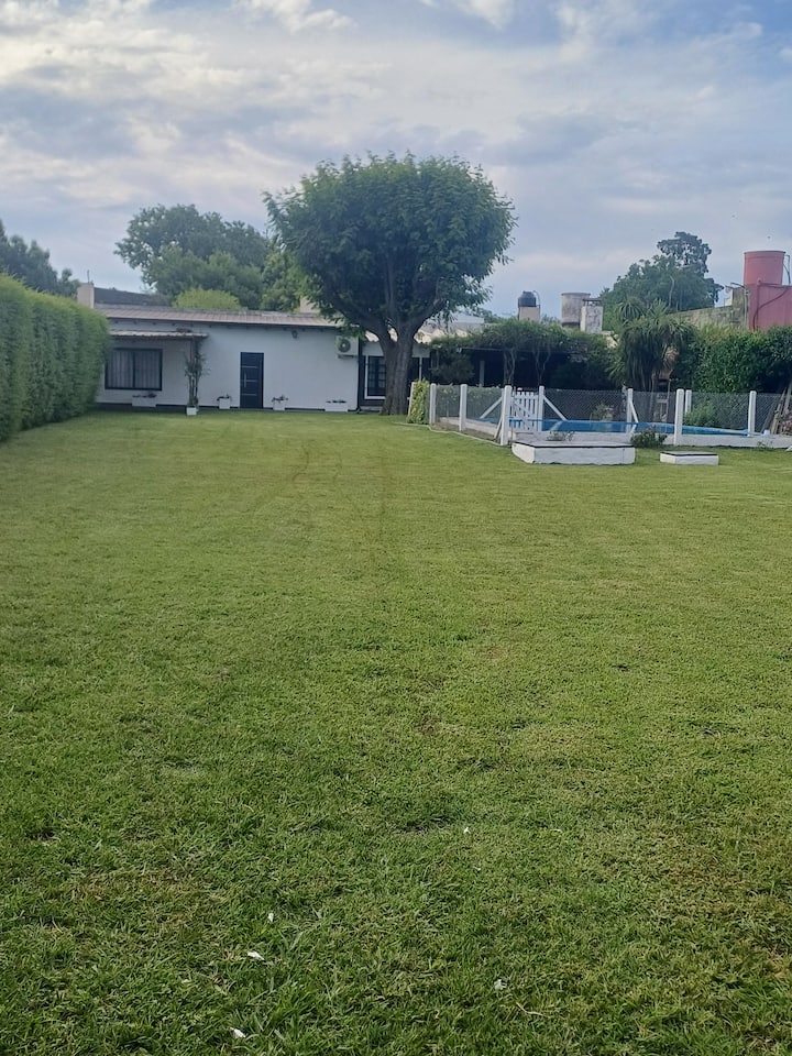 Paz Y Felicidad - La Plata, Argentina