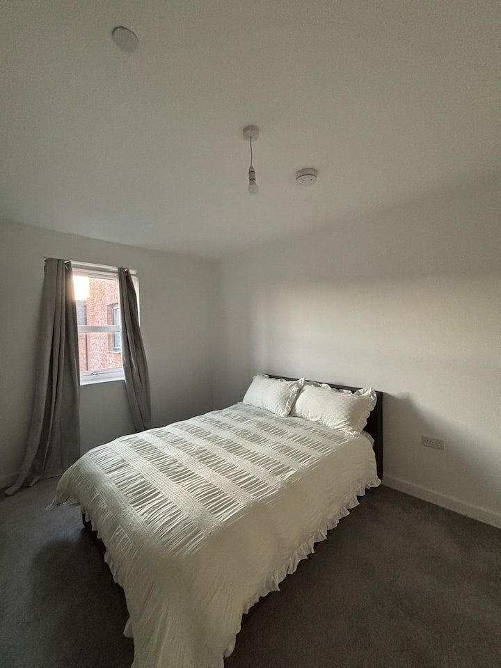 King Room&bed +Private Bathroom - St Albans