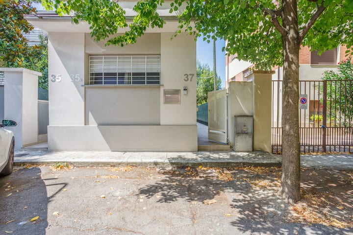 Two Modern Apartments | Smart Green Residence - Modène