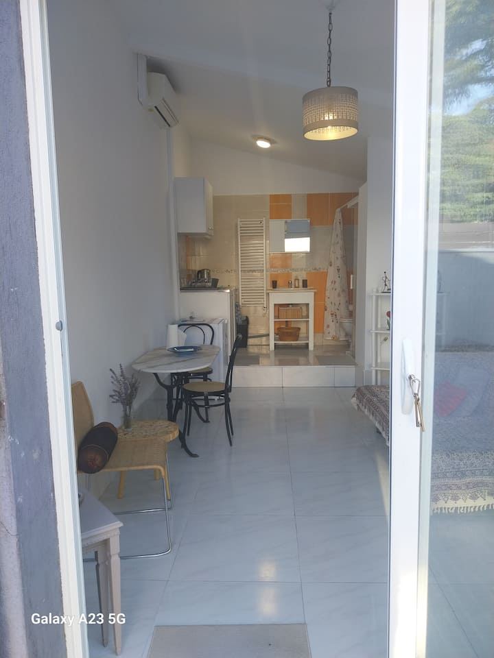 Studio De 20m Carré - La Garde