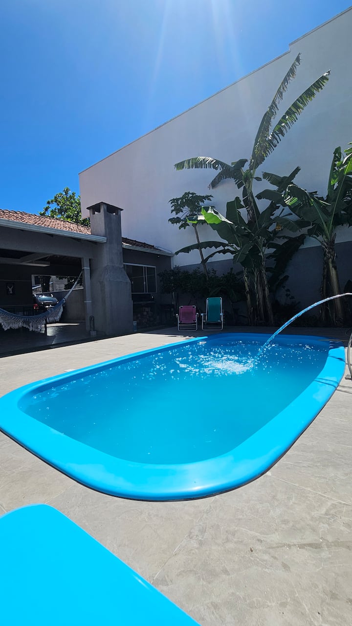 Casa A 50m Da Praia Com Piscina E Muito Espaçosa! - Matinhos