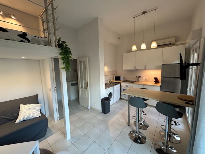 Studio Charmant Avec Mezzanine | Terrasse | Clim - Saint-Laurent-du-Var