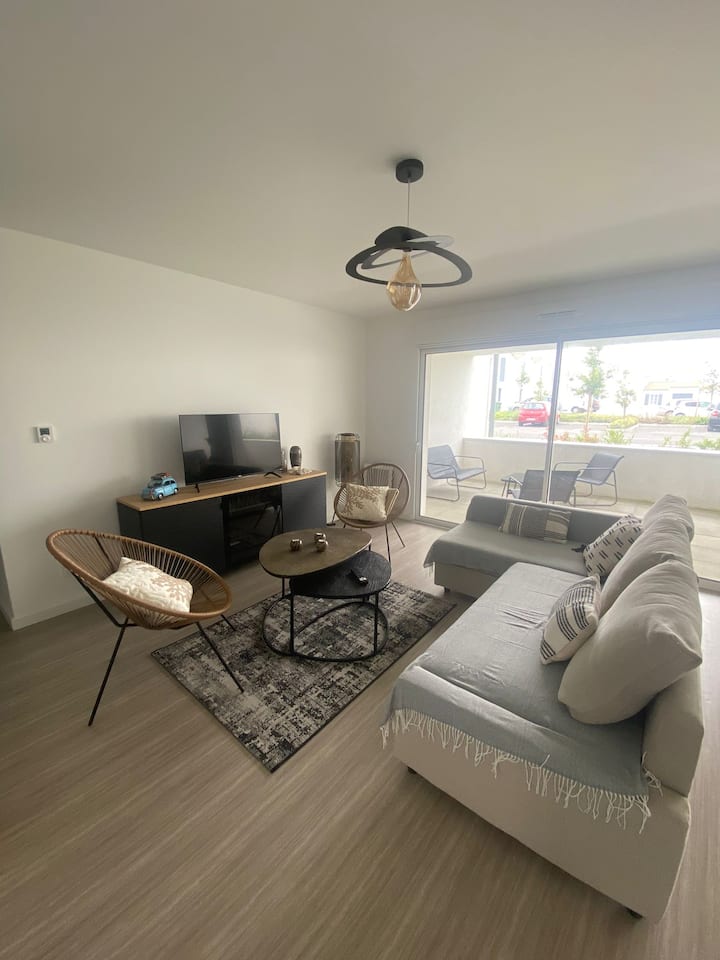 Charmant Appartement Au Cœur De Saint-pierre ! - La Cotinière