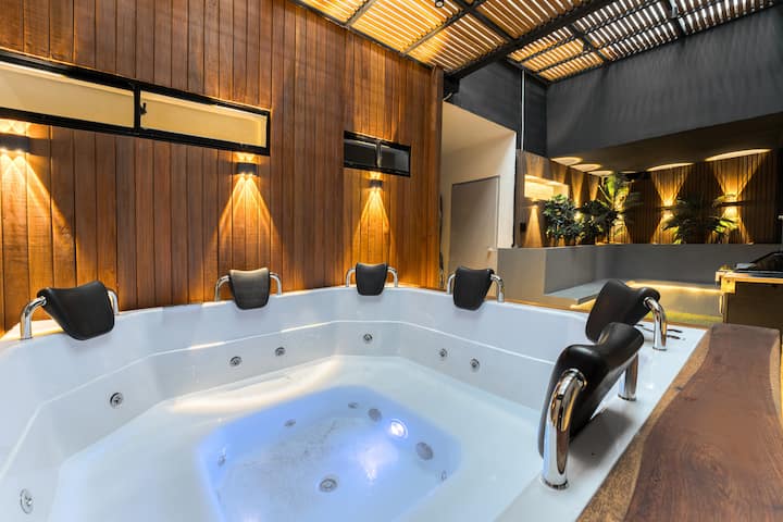 Casa Laureles 14pax 7ac Jacuzzi 6br 7km Poblado - Medellín