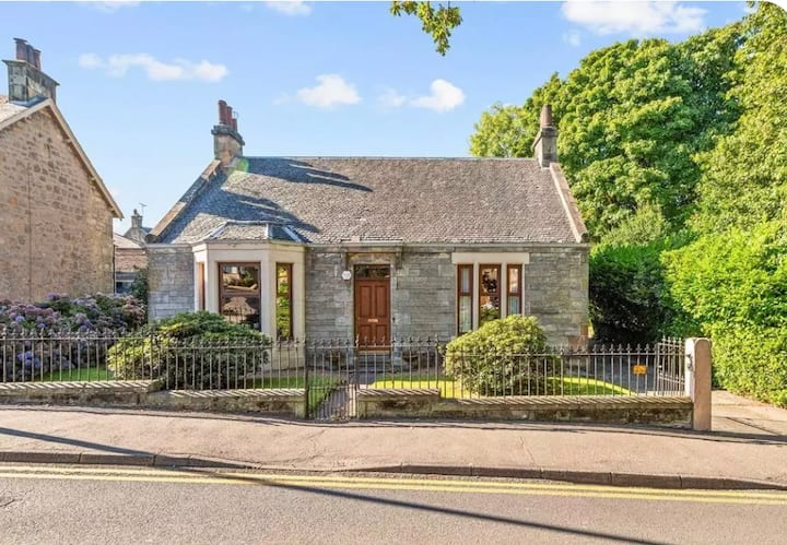 Falkirk Polmont Train Station Cottage - Linlithgow