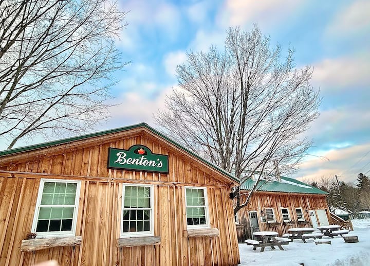 Luxury Sugaring Cabin | Maple Brunch Steps Away! - New Hampshire (State)