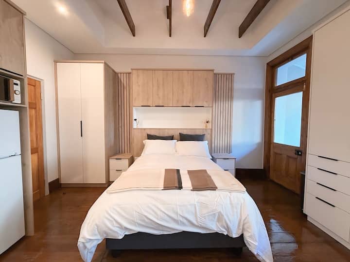 Three Anchor Heart - Unit 5 (King) - Camps Bay
