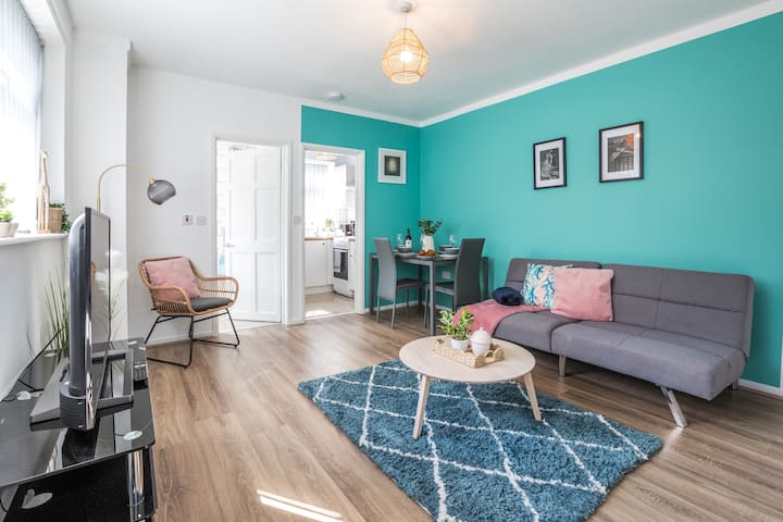 Greater Manchester | Cosy Home | Sleeps 4 - Sale