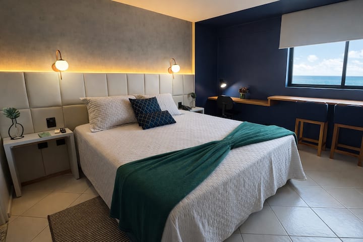 Elegant Retreat With Stunning Blue Views - Natal