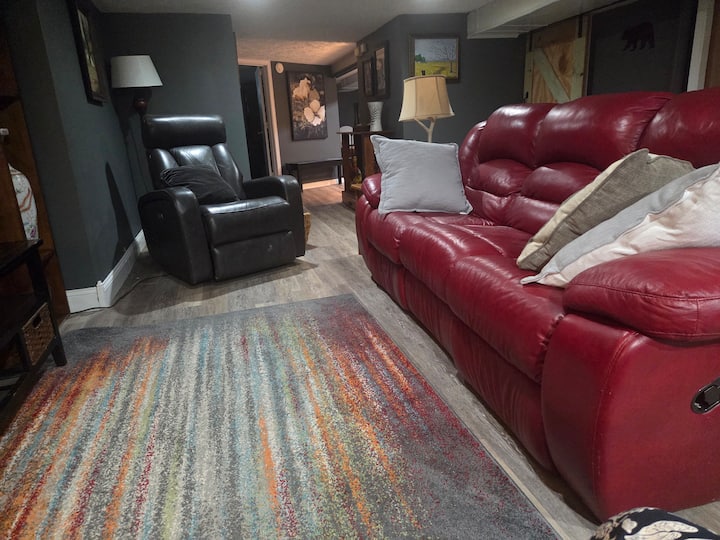 The Short Stop Apartment - Springfield, MO