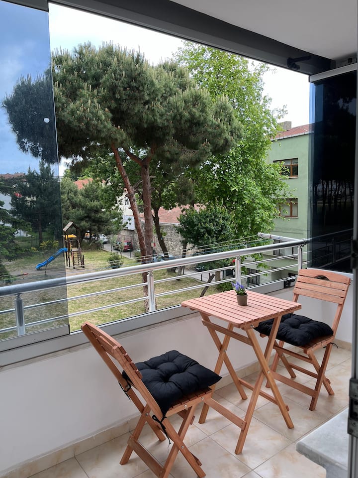 ŞEhir Merkezi Balkonlu Daire Lotus - Sinop
