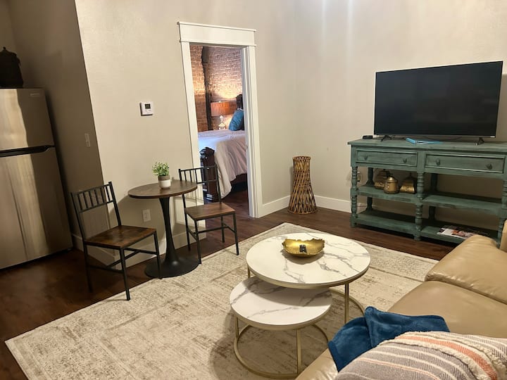 Charming Downtown Living - Texarkana, AR