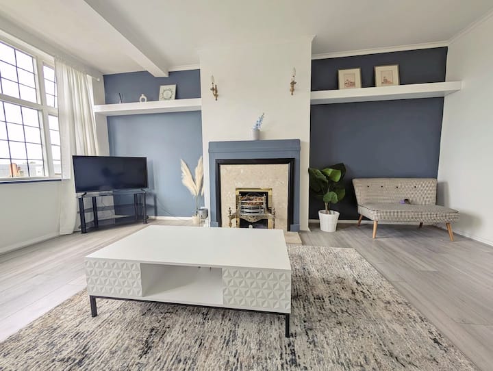 Stylish 1 Bed Flat - Croydon