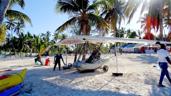 12 Guests, Beachfront Cottage, Pick-up, Wi-fi - Punta Cana