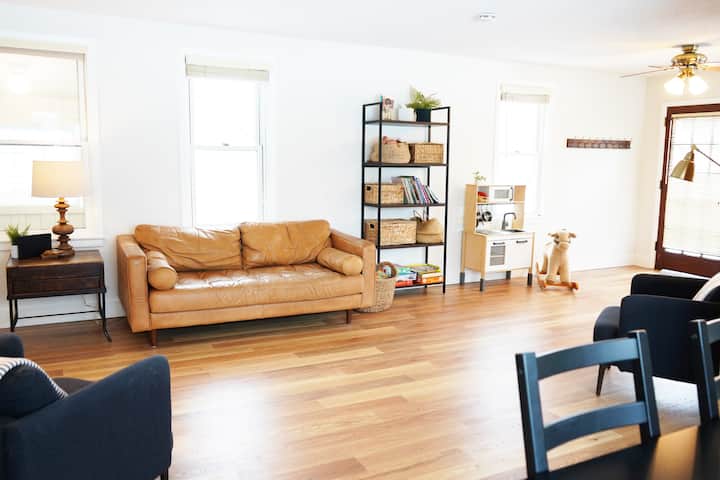 Duluth House - Duluth, MN