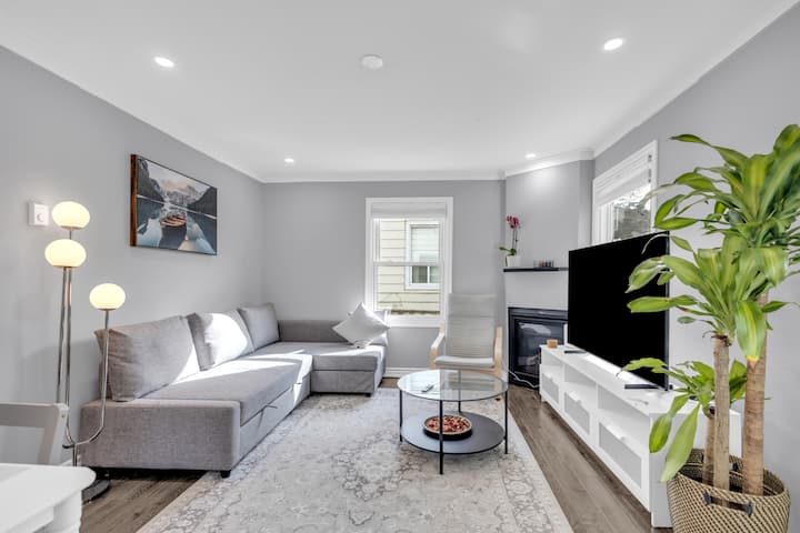 3br Home With 2 Bath | Near Yyz Airport 7 Minutes - Brampton