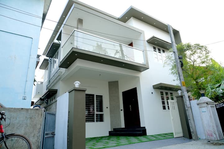 Happy Homes & Villas 4 Near Amrita & Aster - Cochin