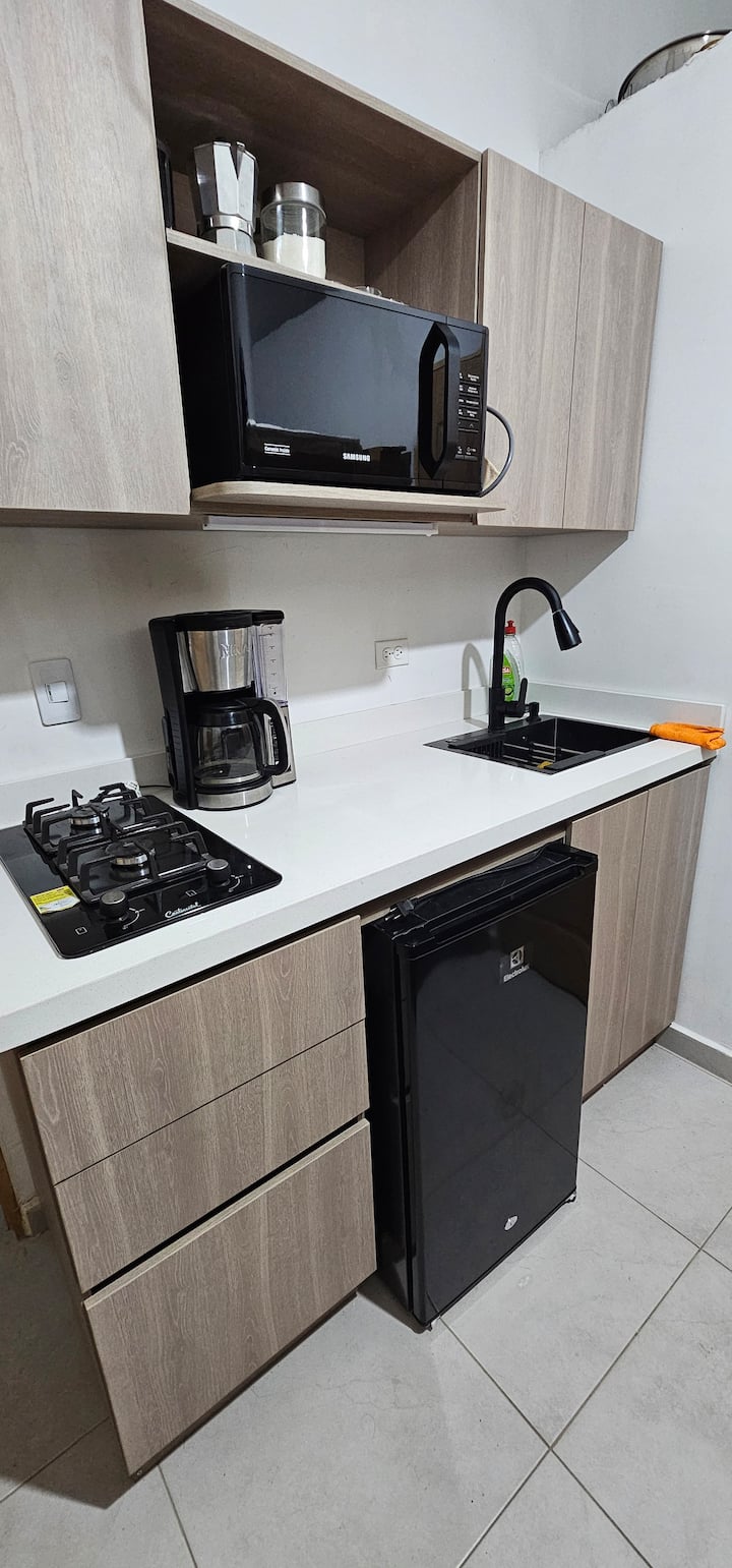 Central Studio - コロンビー メデジン