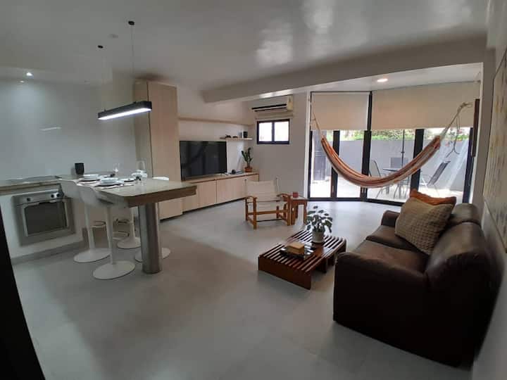 Relax Céntrico: Patio Y Piscinas. - Venezuela