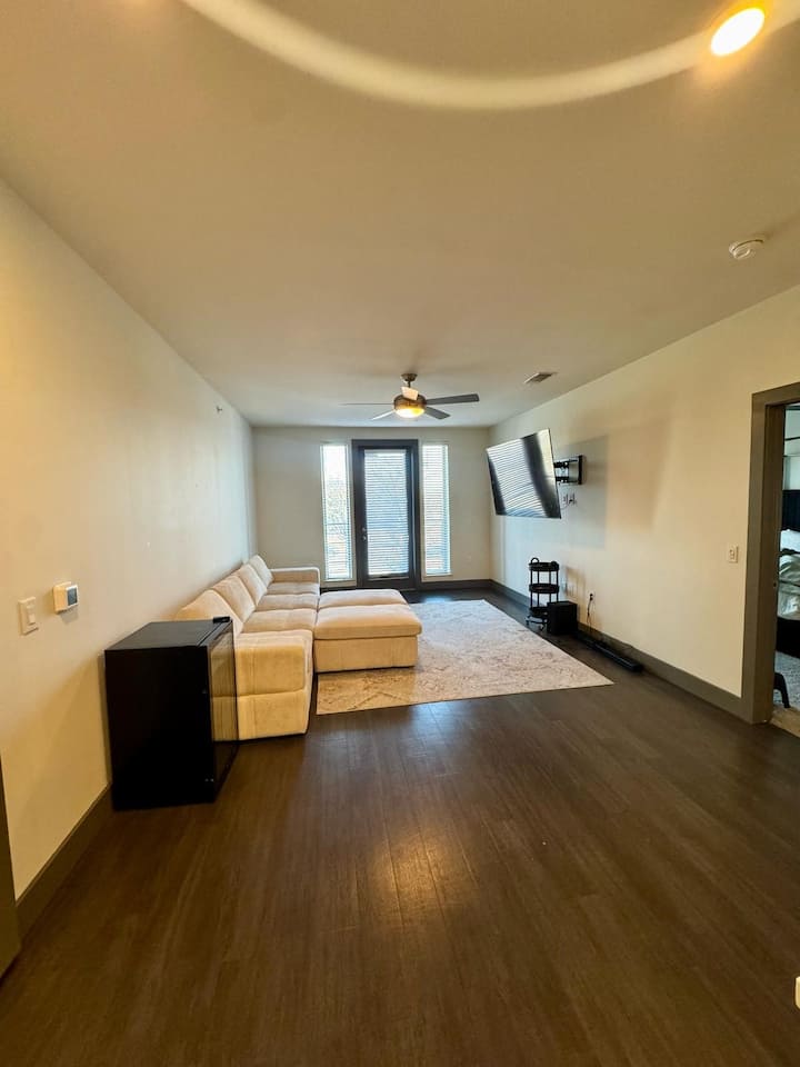 Entire House- Cozy 1 Bedroom - The Colony, TX