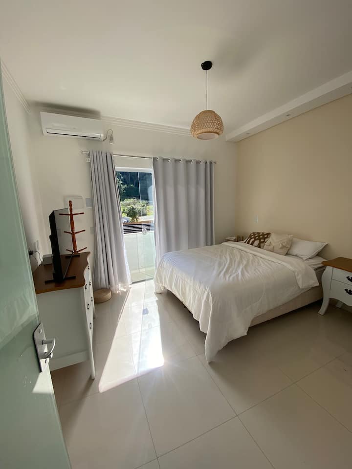 Apartamento/casa Santo Antônio - Joinville