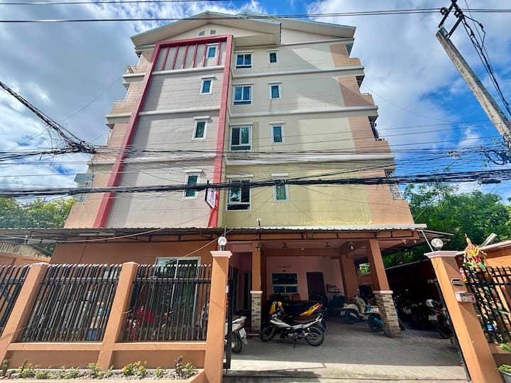 308 Value Room Ratchada With Wifi, Full Utilities - Thailand