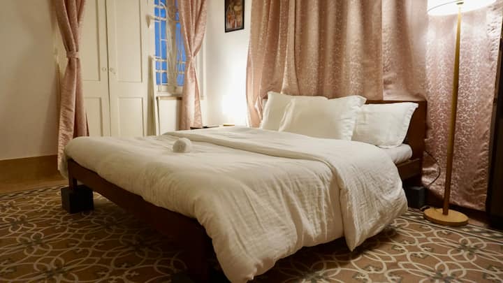 Lake Gardens Cozy Retreat - Howrah