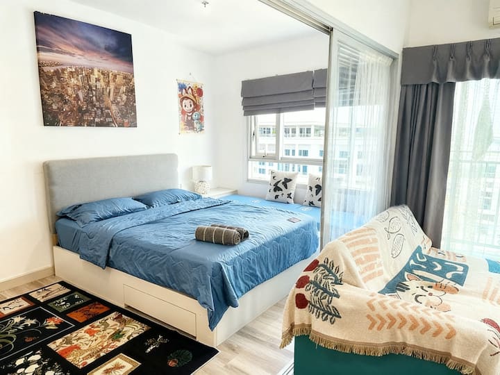 Centric Sea Pattaya 25楼侧海景，大房间，新装饰。 - Pattaya