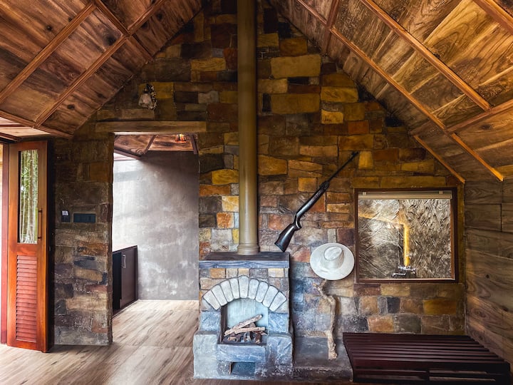 A Room In Tree House W/ Pool, Garden & Restro - Thekkady