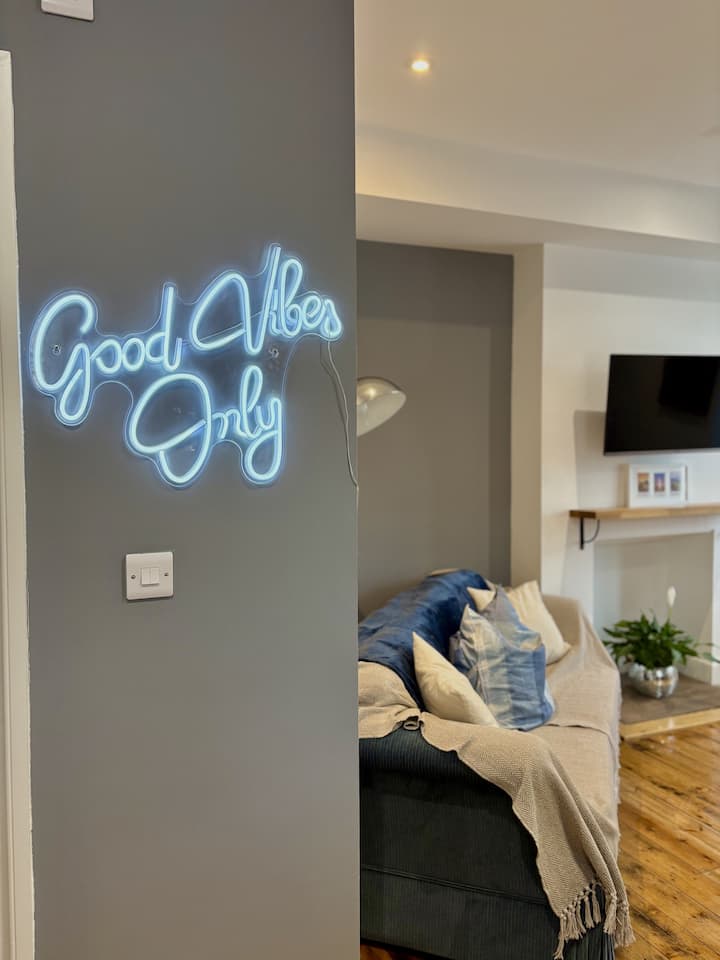 Fresh Flat In The Heart Of Leek, Staffordshire - Leek