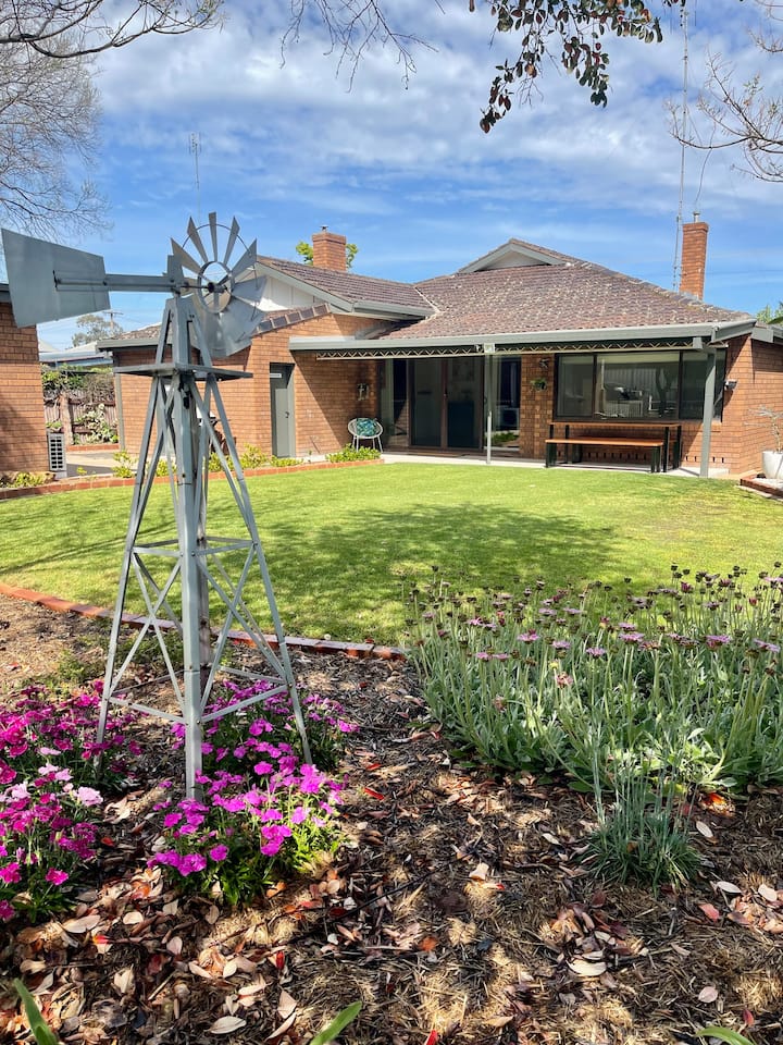 Retro Retreat - Forbes