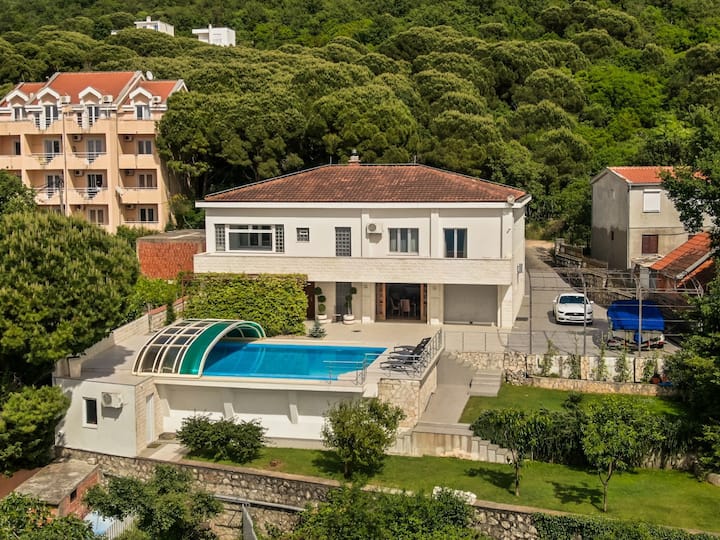 Lux Vila Panorama - Montenegro
