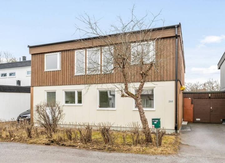 Företagsboende I Skärholmen – Byggteam - Estocolmo