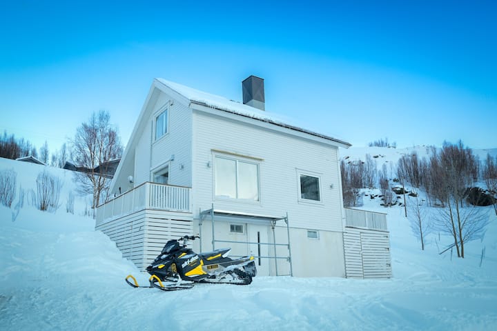 Hytte I Store Lerresfjord. - Alta