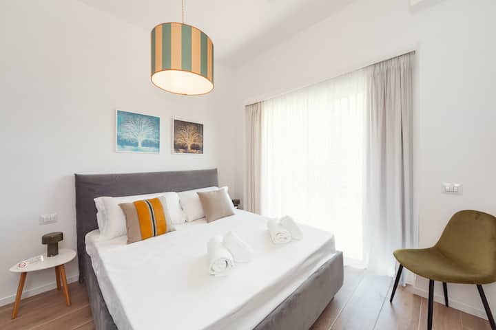Cozy And Modern Apartment Near Vatican & Metro - Rom