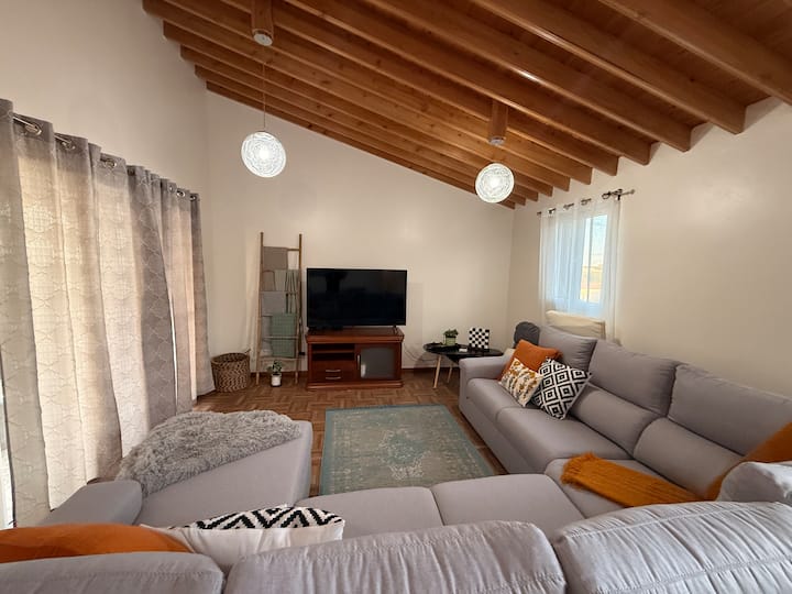 Family Home - Alojamento Local Até 8 Pessoas - Nordeste