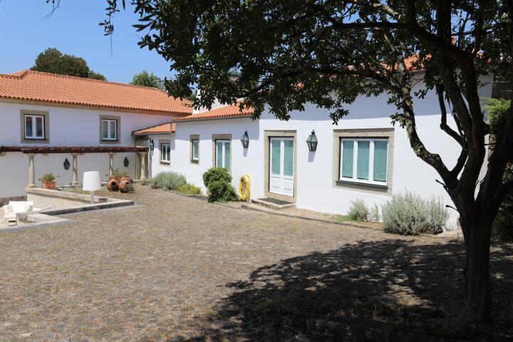 Casa Com 1 Quarto E Pátio - Ponte de Lima
