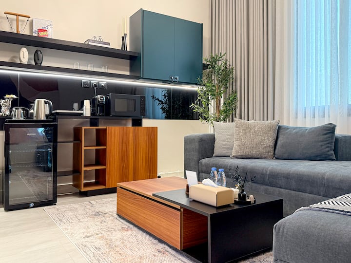Aura 2br | Modern • Central • Newbld • Parking - Jidá